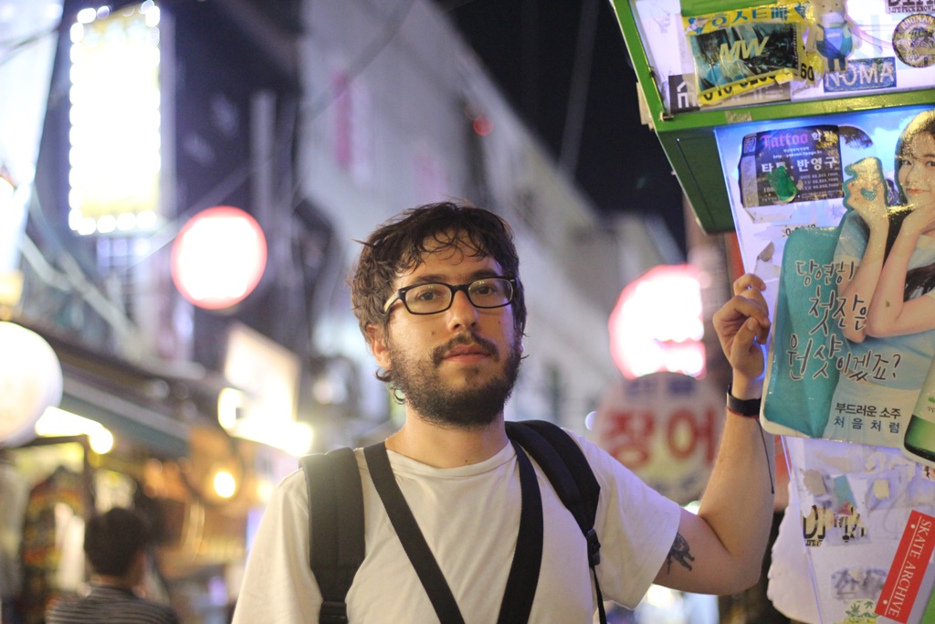 Javier Sinay: “Viajar es una forma de quitarnos velos de ignorancia y ...